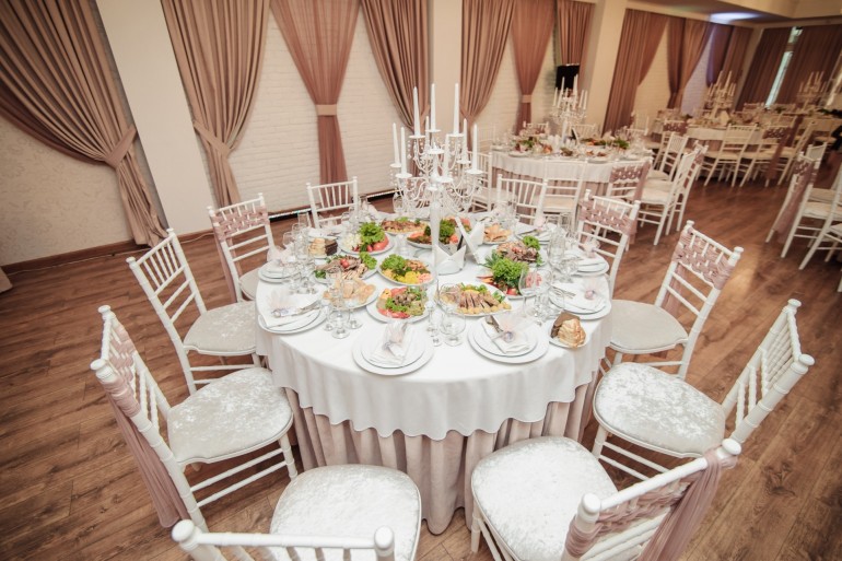 Cum alegi SALA DE NUNTĂ perfectă